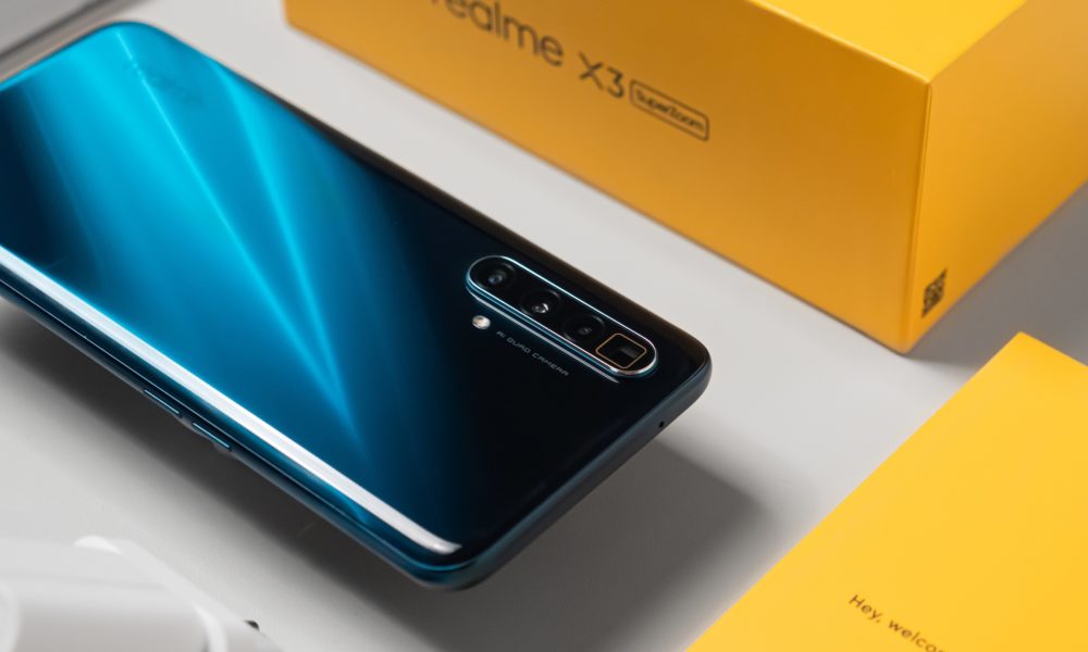 Menuju perilisan, Mari Intip Isi Dalam Kotak realme X3 SuperZoom | GwiGwi